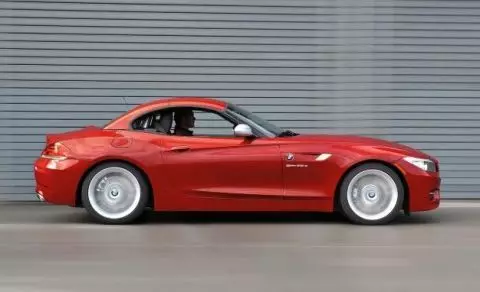 BMW Z4 чырвоны