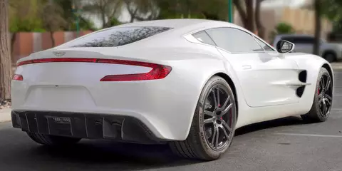 רכב יבשתי, רכב, רכב, מכונית ספורט, Aston martin one-77, Supercar, עיצוב רכב, מכונית ביצועים, מכונית יוקרה אישית, רכב יוקרה,