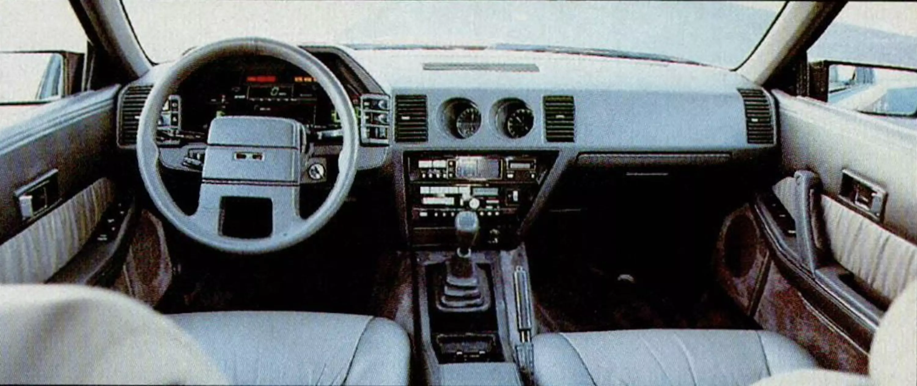 1984 nissan 300zx toma interior