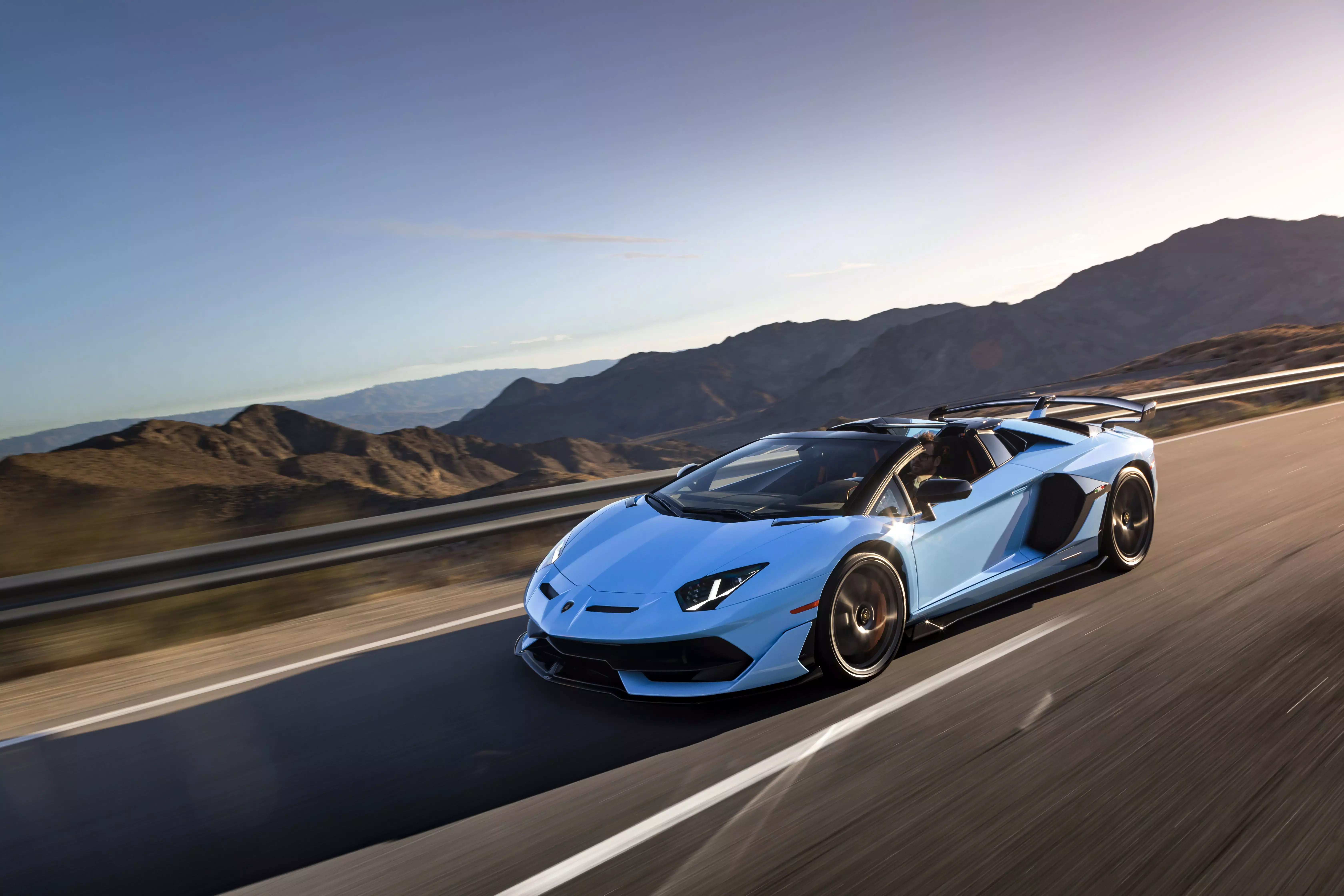 Lamborghini Aventador SVJ Roadster on paras superautokokemus