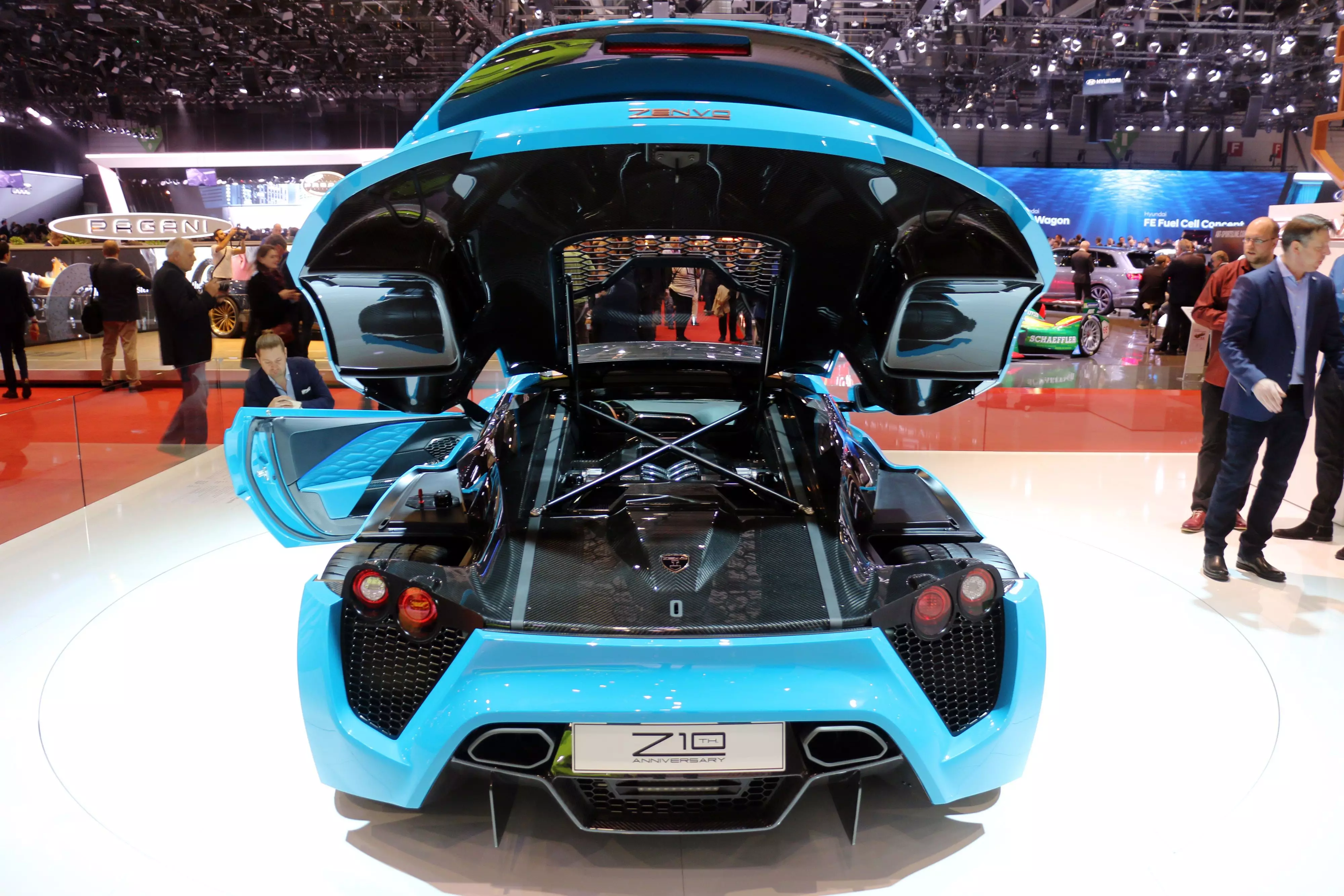 Landvoertuig, Voertuig, Motor, Motorskou, Motorontwerp, Supermotor, Motorvoertuig, Sportmotor, Lamborghini aventador, Prestasiemotor,