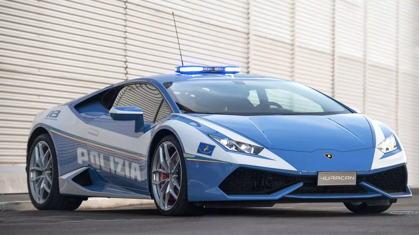 Vehicle terrestre, Vehicle, Cotxe, Supercar, Cotxe esportiu, Disseny d'automòbil, Blau, Cotxe de policia, Lamborghini, Cotxe de rendiment,