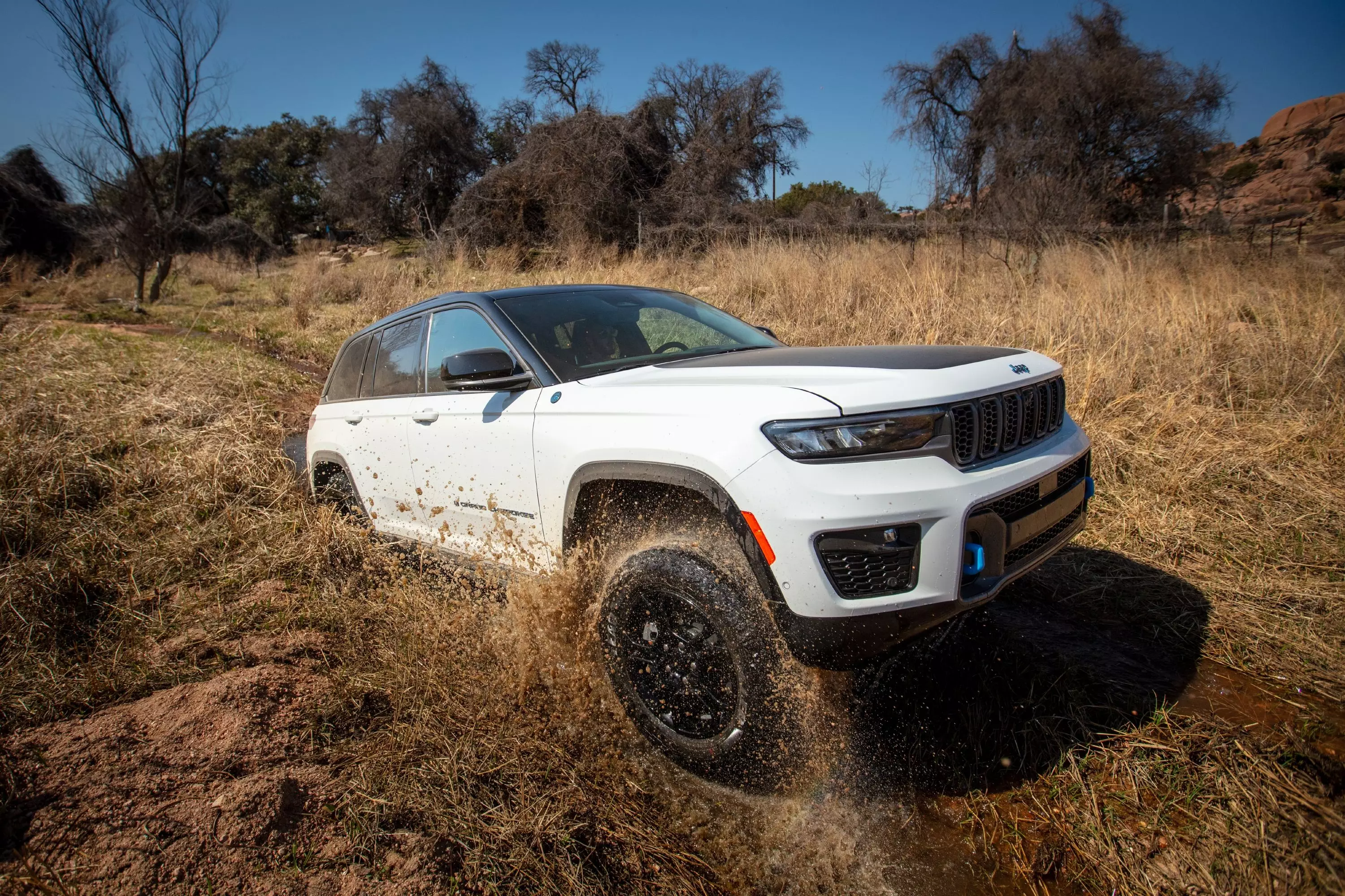 Jeep Grand Cherokee 4xe: Vrasësi Hybrid V-8