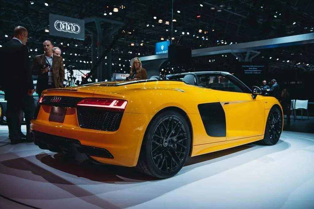 Audi R8 V10 Spyder