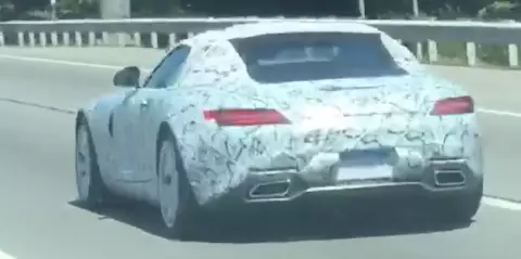 Мерседес-Бенц AMG GT C Нью-Йоркта күренә