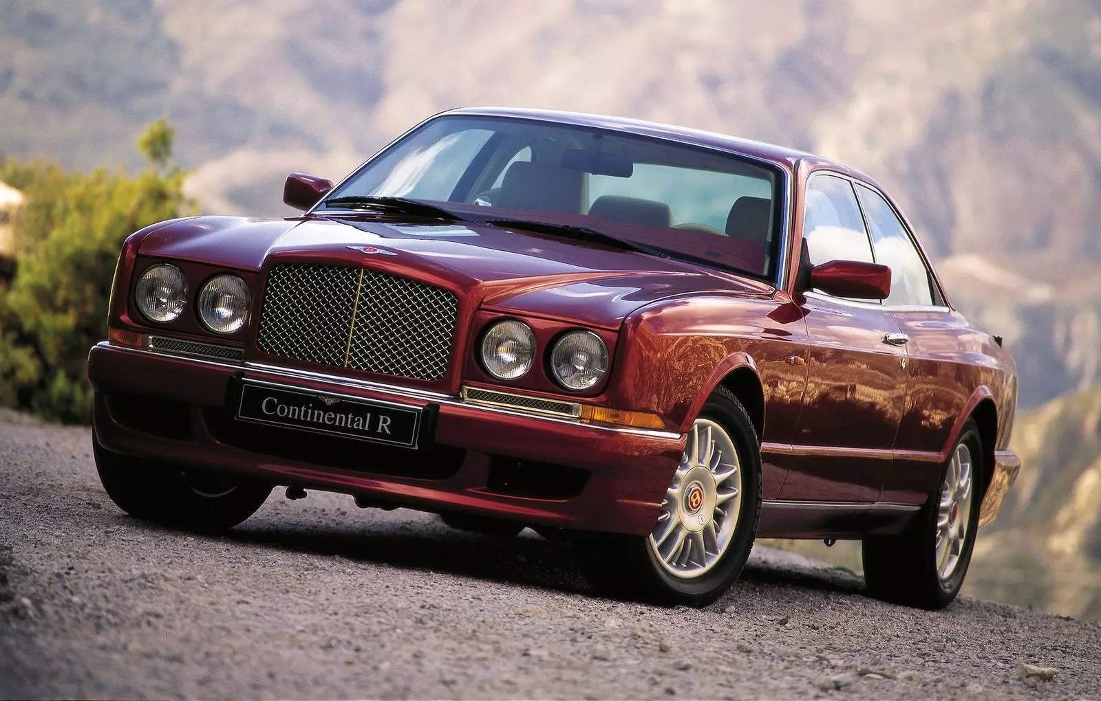 Ikinyabiziga cyubutaka, Ikinyabiziga, Ikinyabiziga cyiza, Imodoka, Bentley, Bentley arnage, Ikinyabiziga gifite moteri, Sedan, imigezi ya Bentley, Grille,