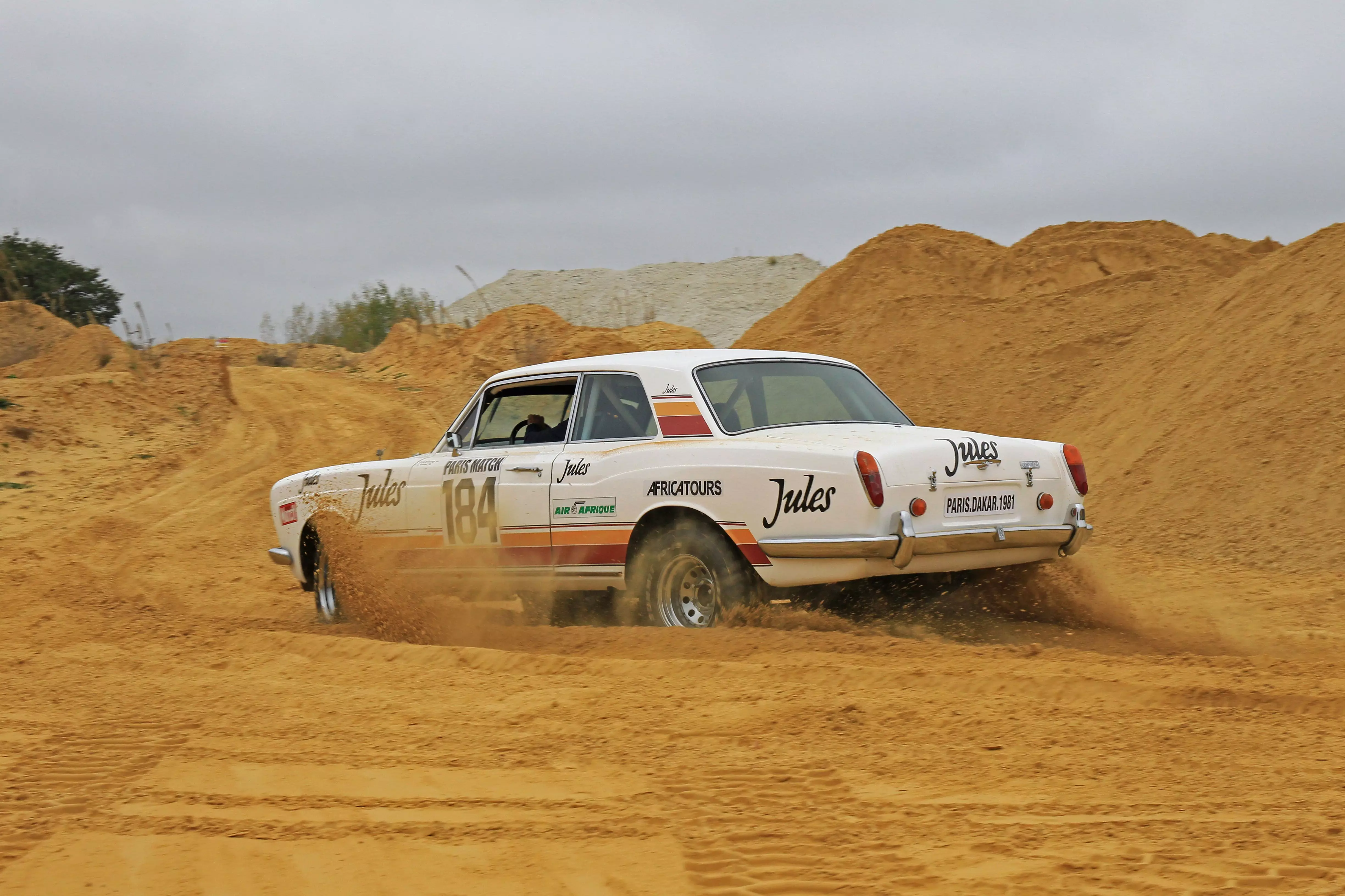 Pozemné vozidlo, Vozidlo, Off-road, Rely pravidelnosti, Auto, Prírodné prostredie, Piesok, Preteky v teréne, Preteky na prašnej dráhe, Rally Raid,