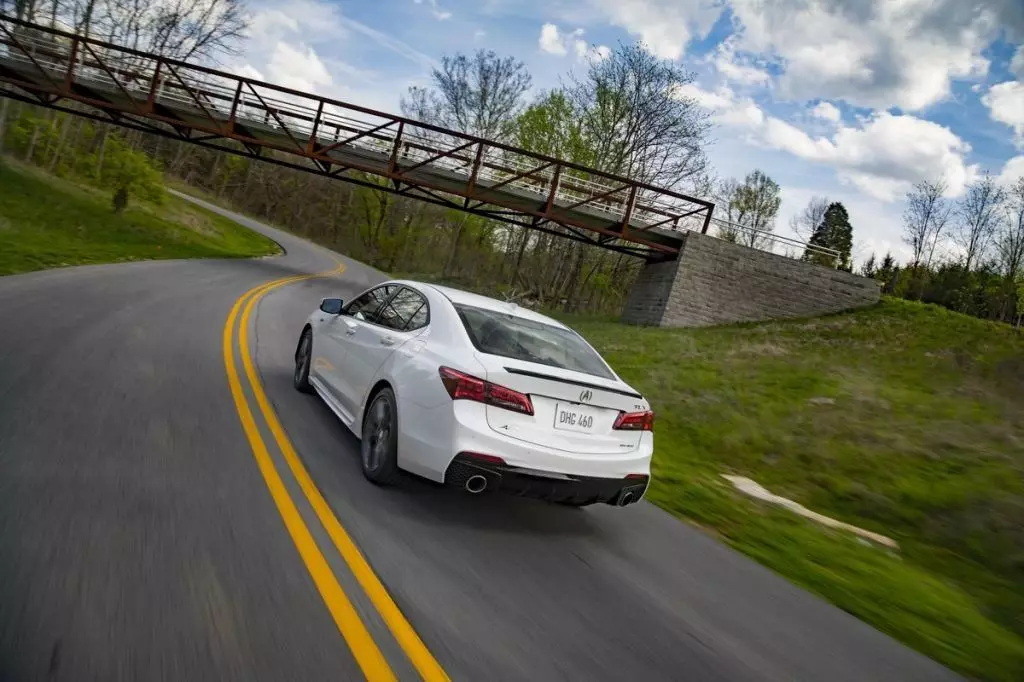 2018 Acura tlx