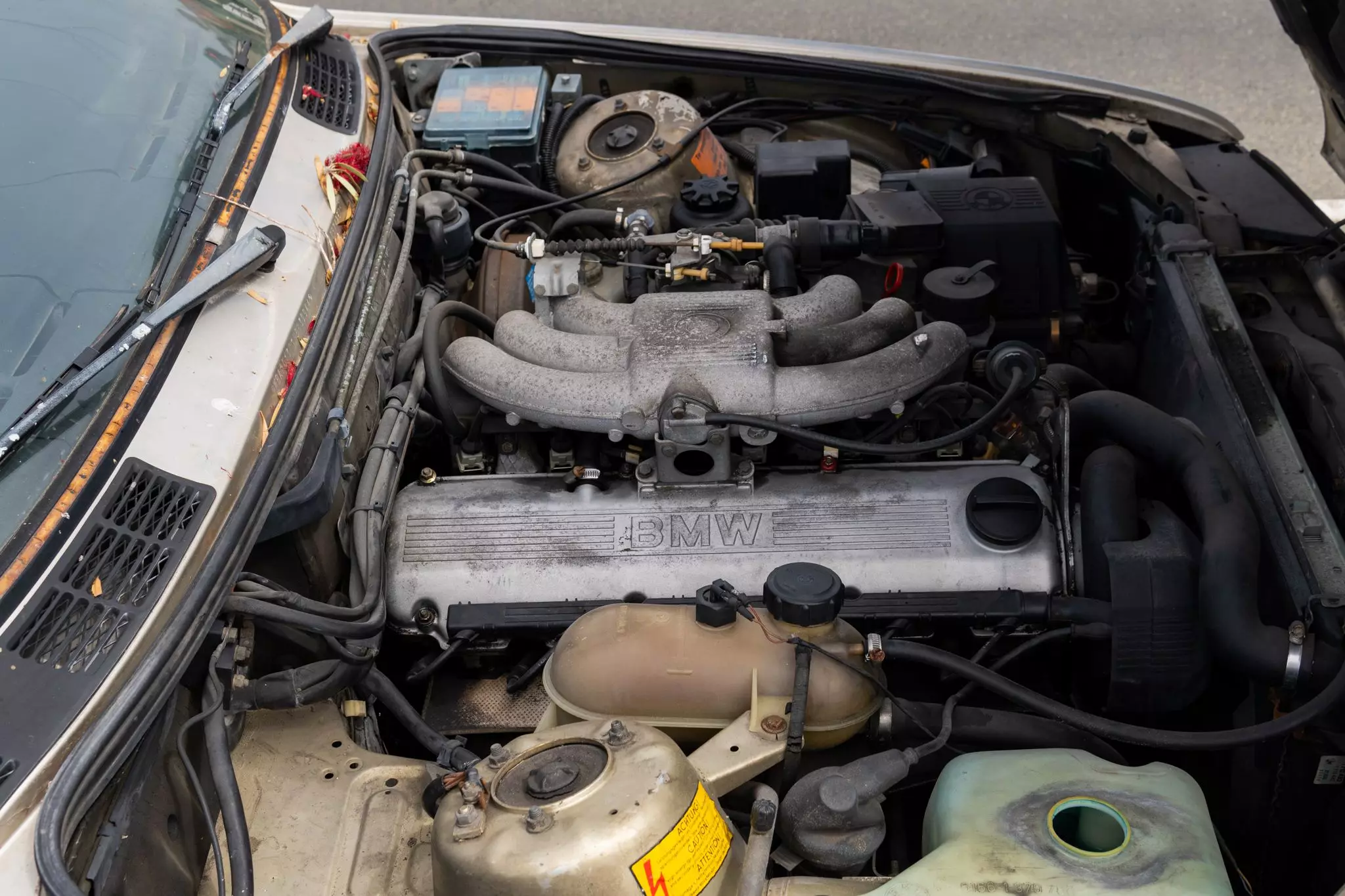 bmw e30 325i motor