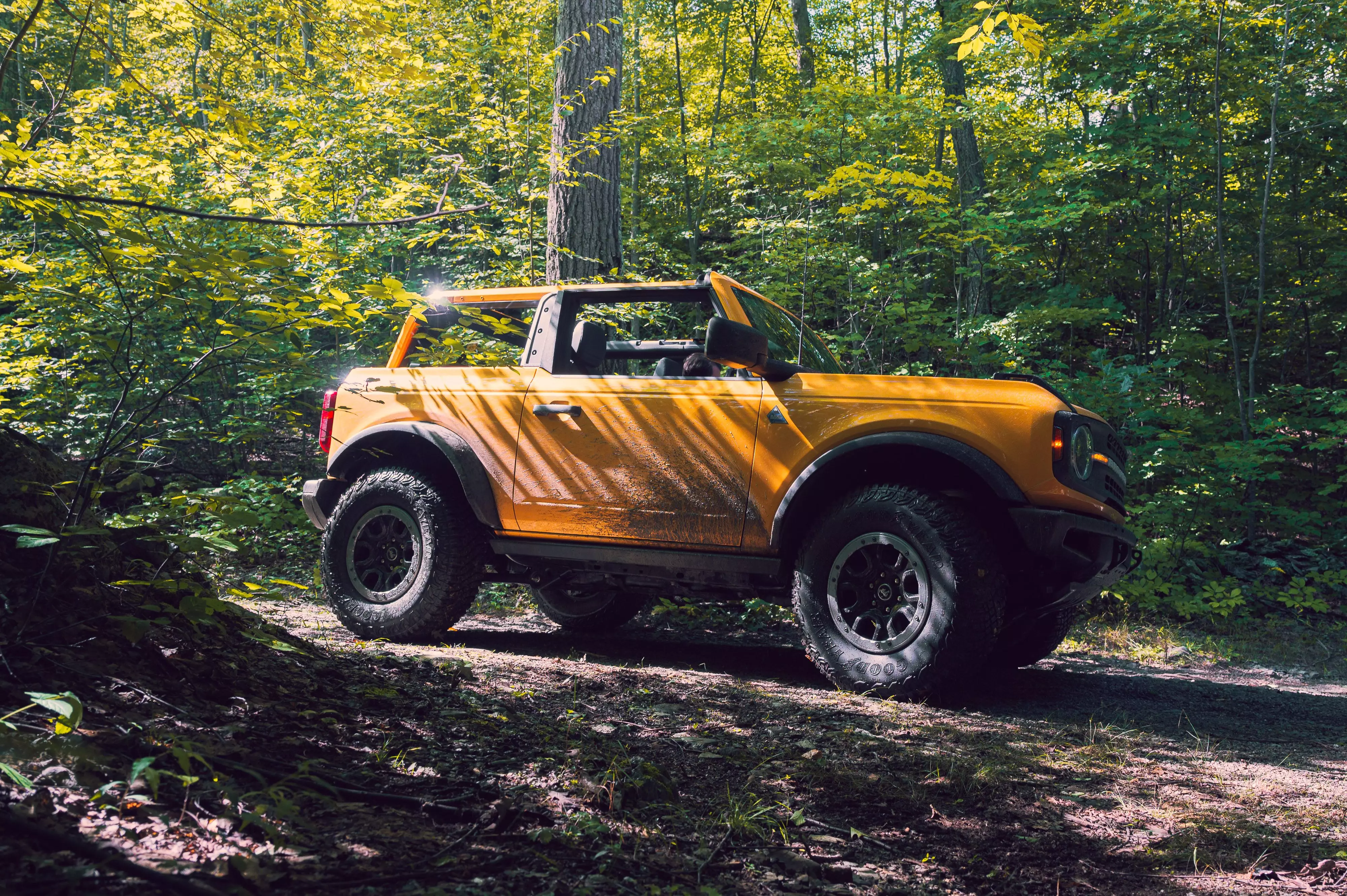 2021 ford bronco sasquatch zweitürer gelb