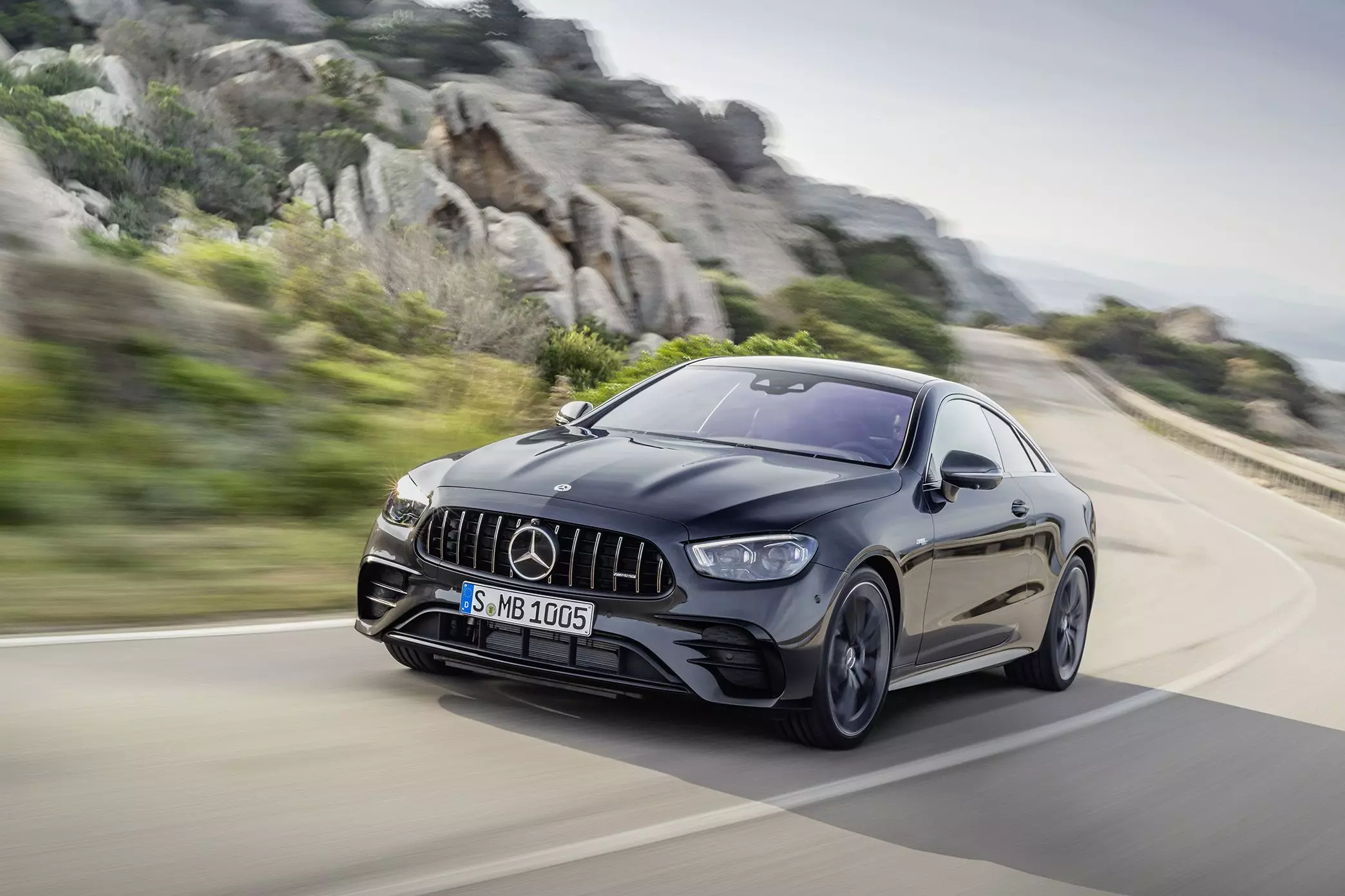 Inihayag ang 2021 Mercedes-Benz E-Class Coupe at Cabriolet - Mga Detalye