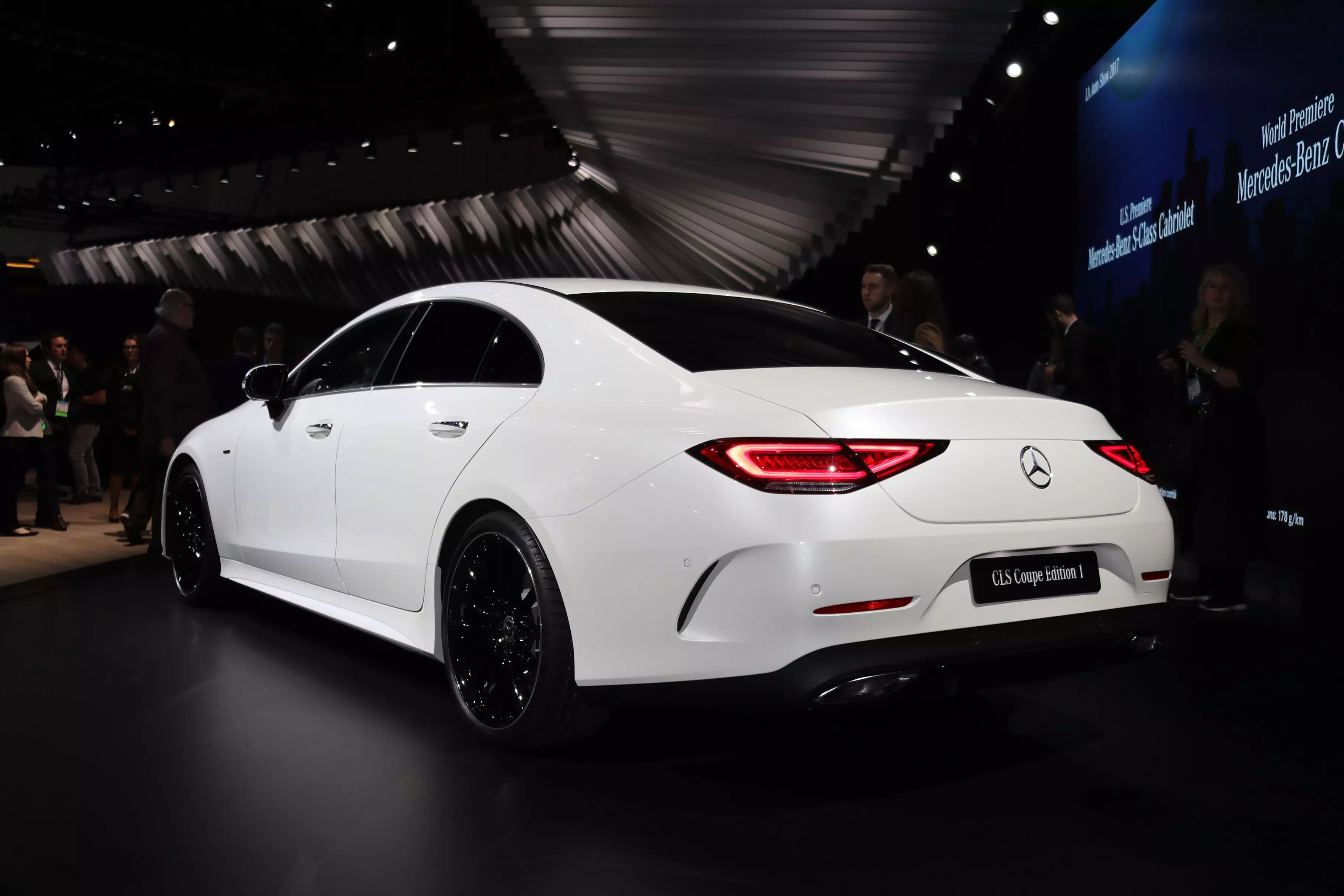 2019 Mercedes-Benz CLS: สี่ประตูภายใต้ Fastback