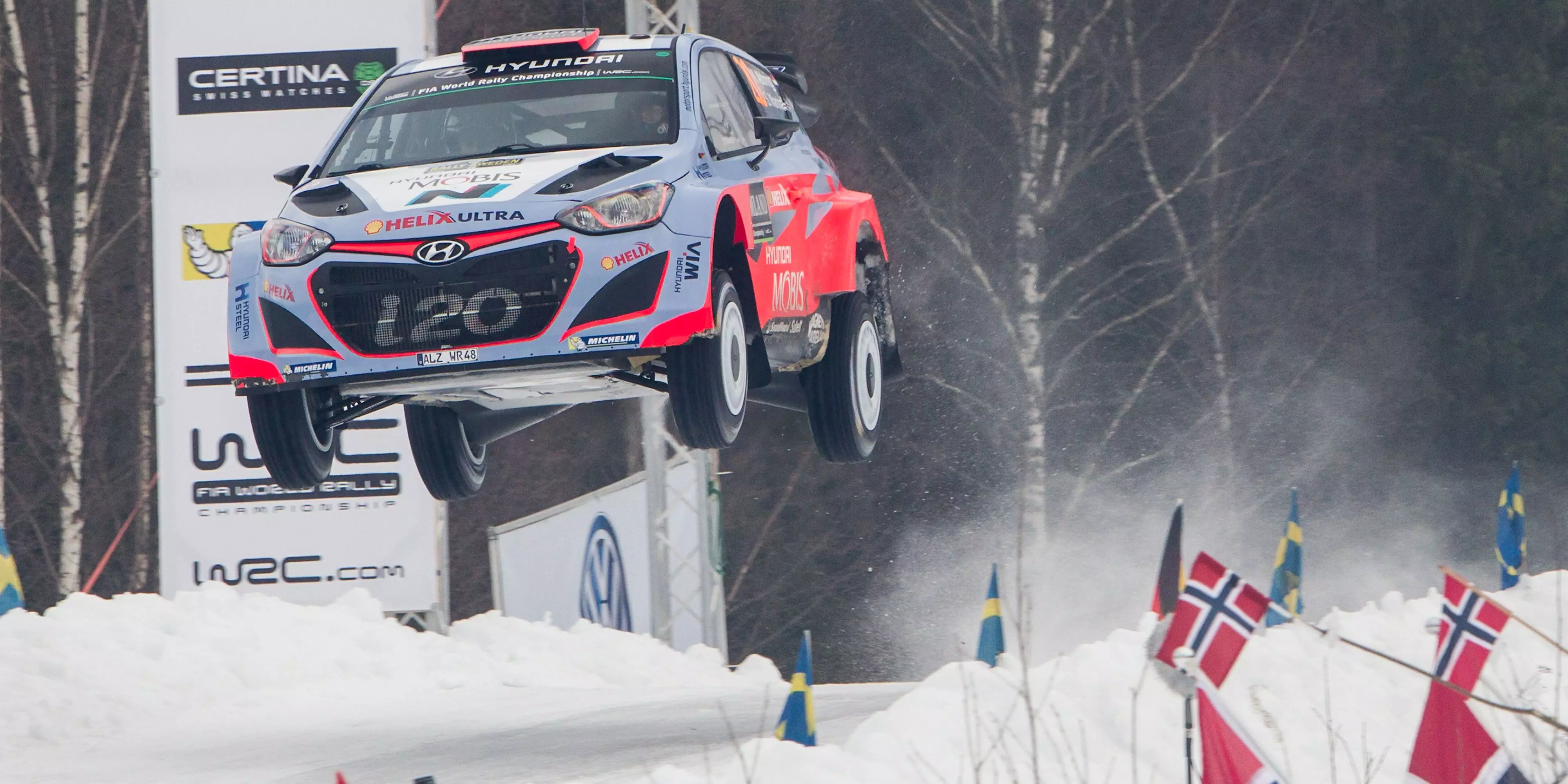 WRC Rally สวีเดนกระโดด