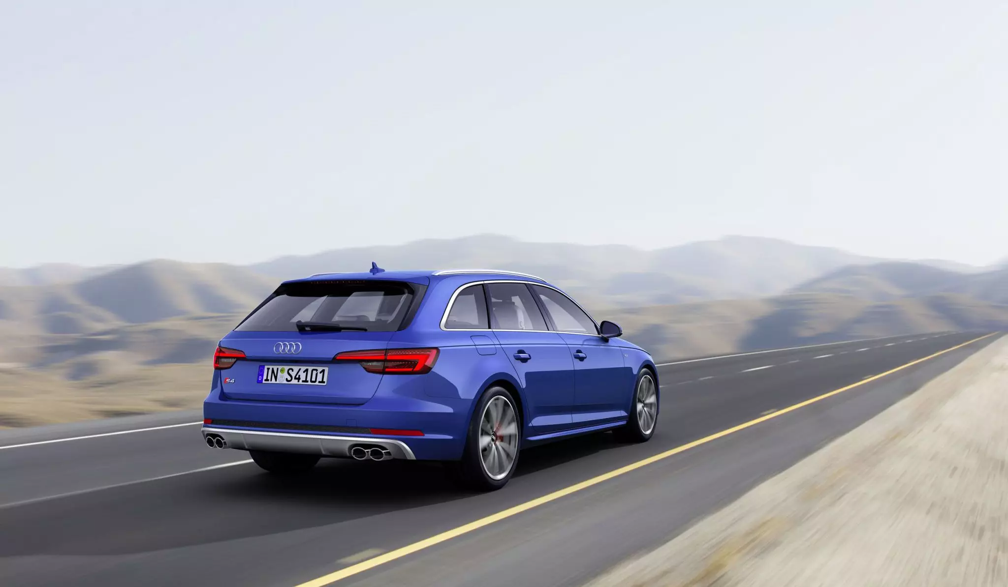 Audi S4 універсал