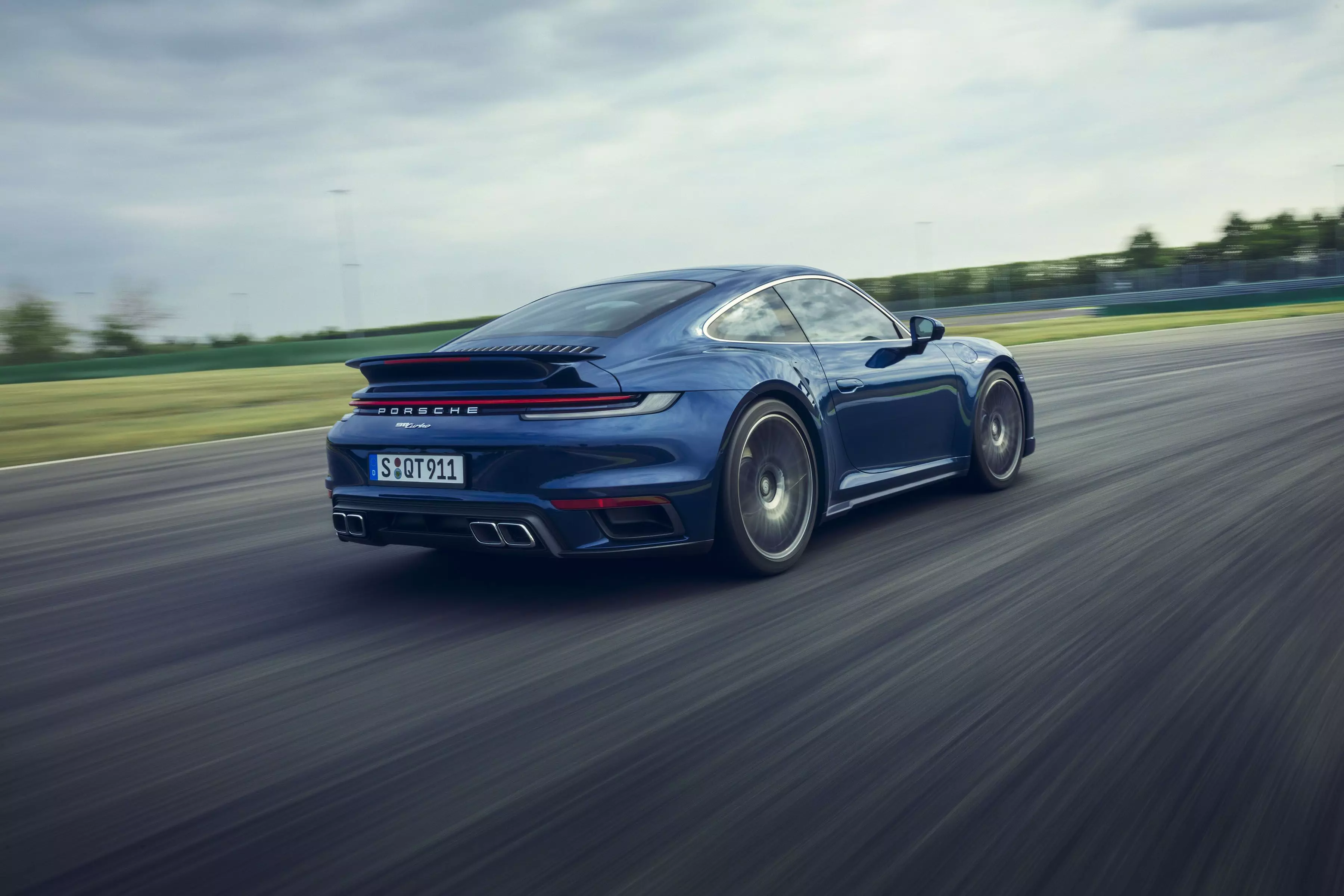 2021 porsche 911 turbo