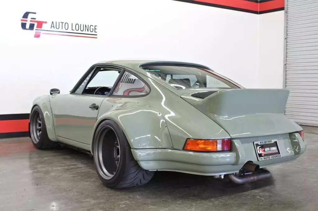 পোর্শে RWB 911 964