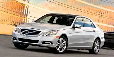 2010 मर्सिडीज बेंज e350