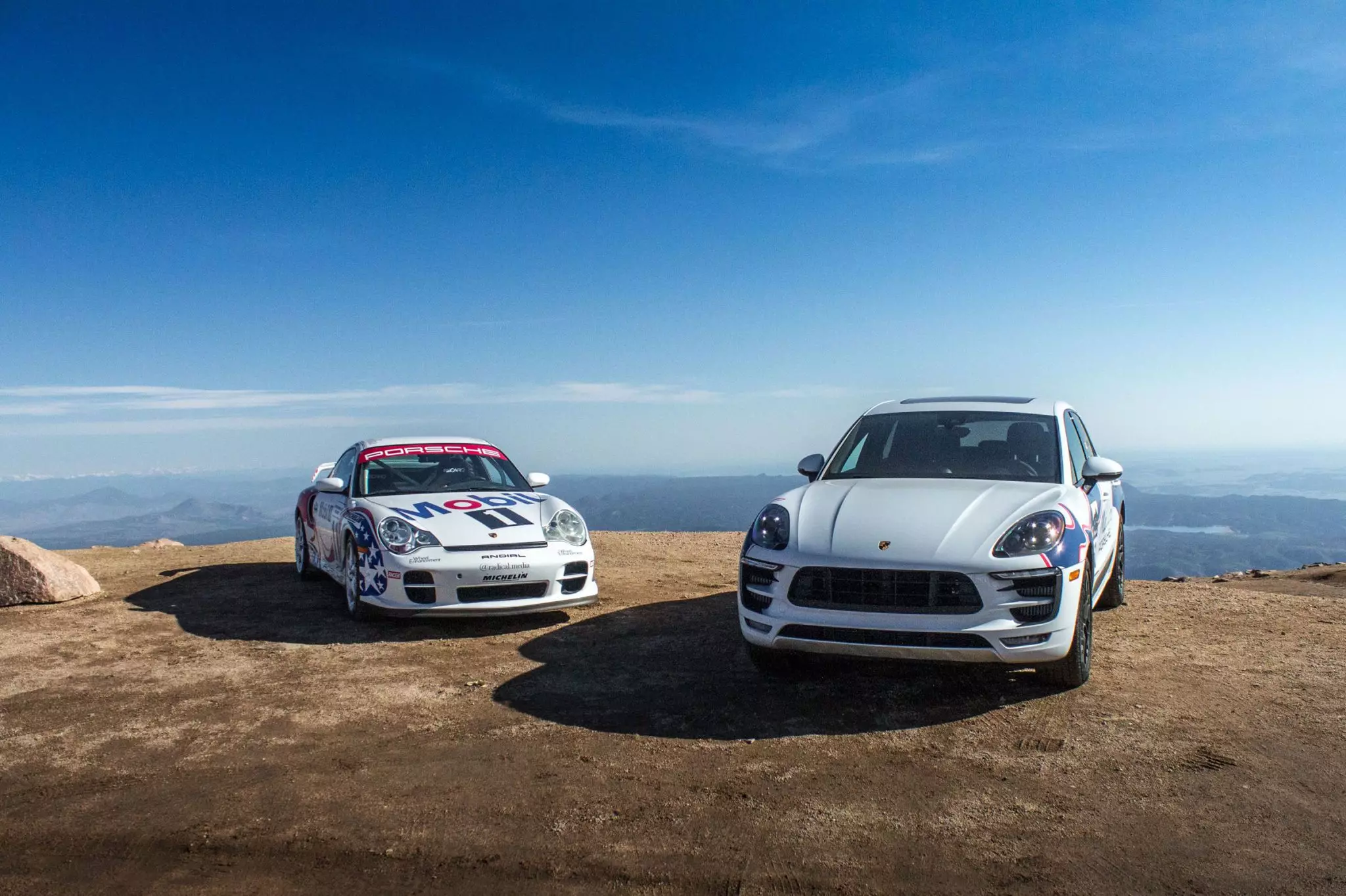 Porsche Macan GTS Porsche 911 GT2