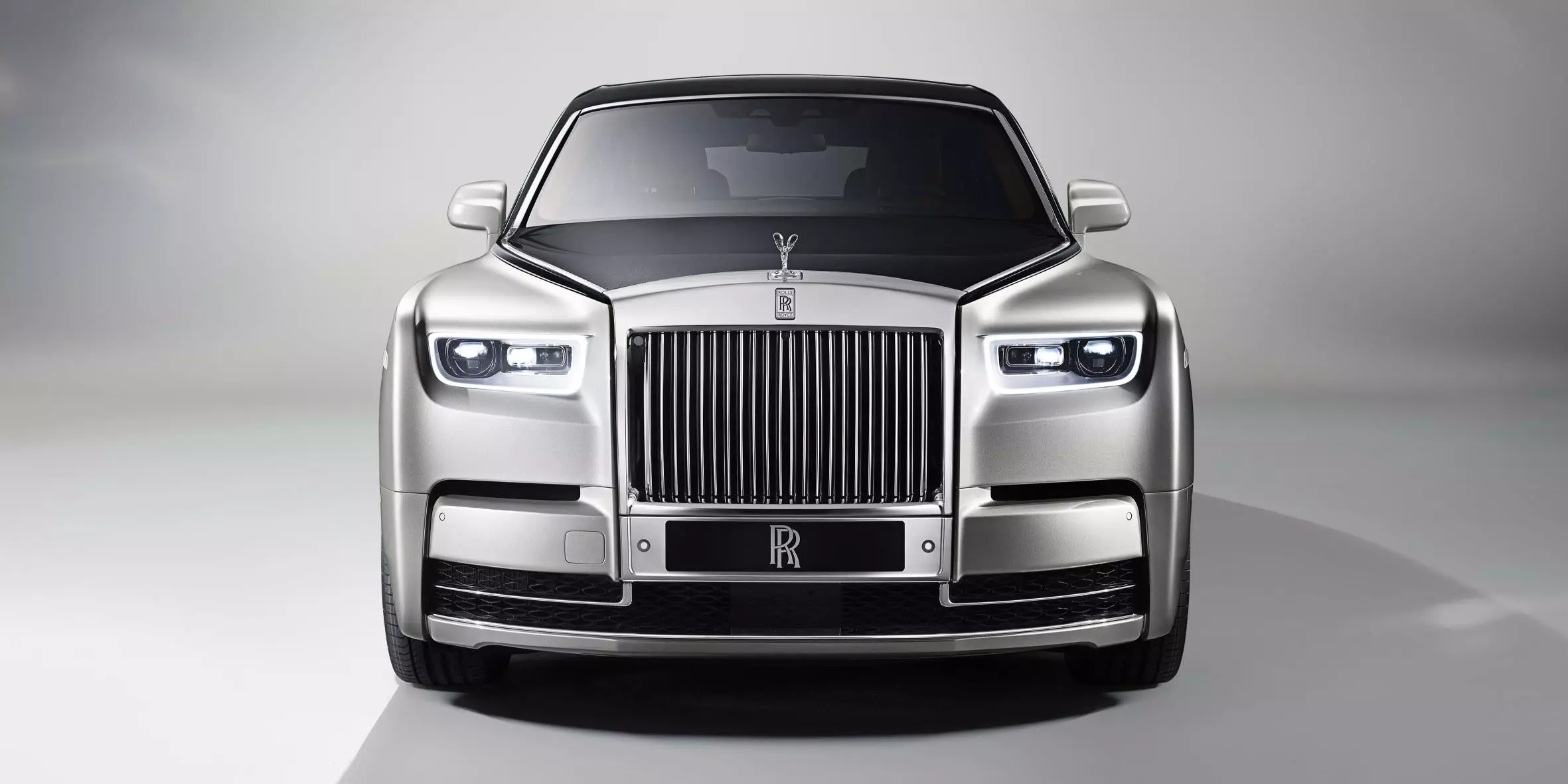 Landfahrzeug, Fahrzeug, Auto, Luxusfahrzeug, Rolls-Royce Phantom, Rolls-Royce, Automobildesign, Limousine, Kühlergrill, Supersportwagen,