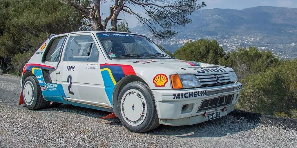 Peugeot 205 turbo 16 éabhlóid 1 íosluchtaigh