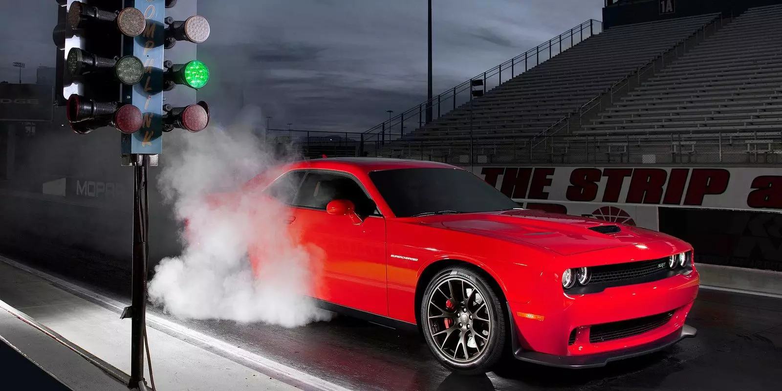 Hellcat Burnout - Dodge Challenger Hellcat Burnout