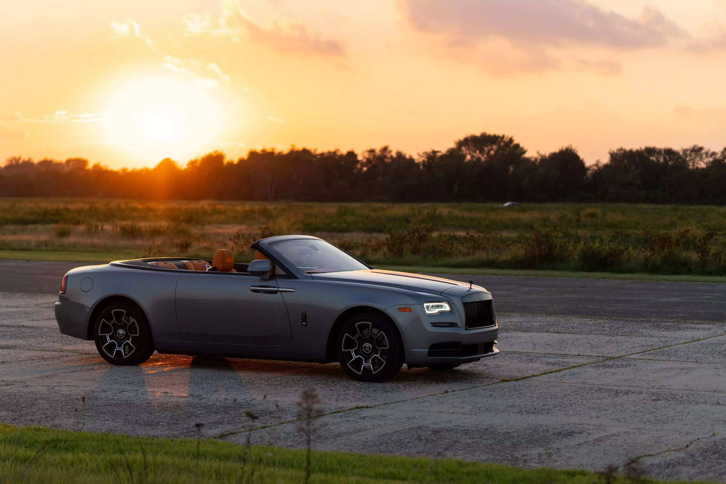 2020 rolls royce dawn black badge