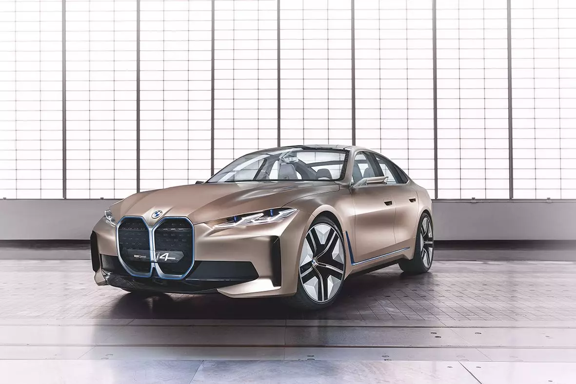 BMW i4 Erongba Fi han - New Electric BMW Gran Kẹkẹ ẹlẹsẹ mẹrin Sedan