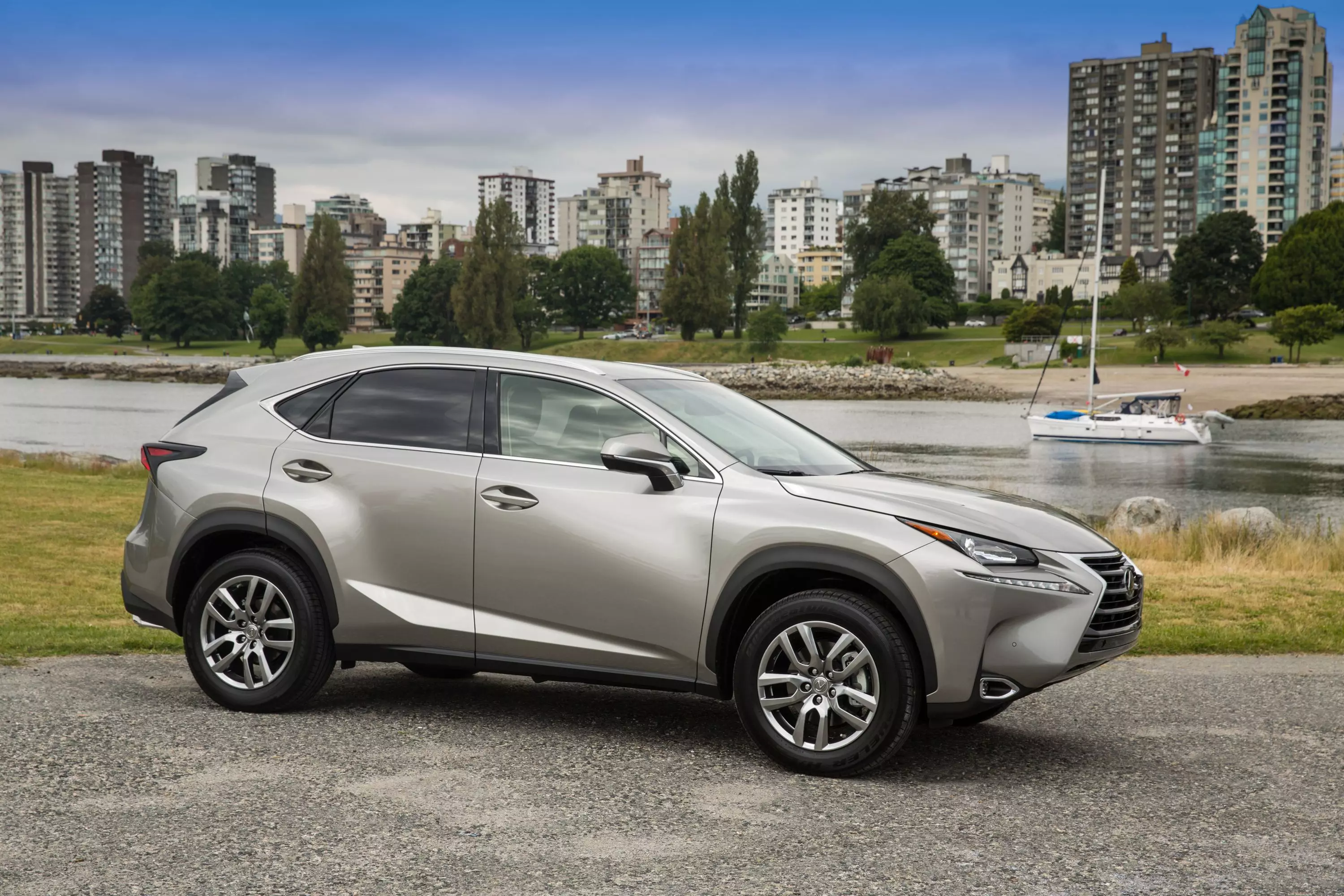 lexus nx200t 2017