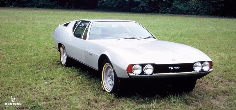 Jaguar pirana eftir Bertone