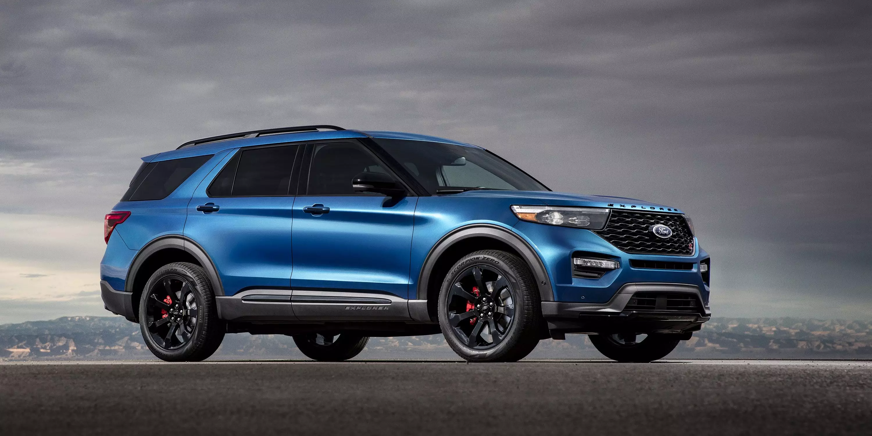 2020 Ford Explorer ST nthuav tawm - Tshiab 400-HP Explorer ntawm Detroit Auto Show