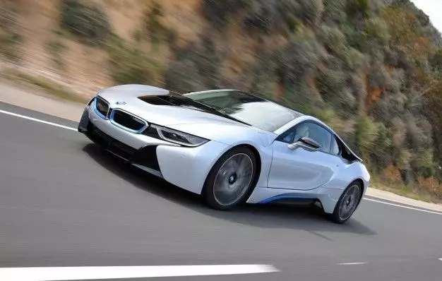 BMW i8 2014 года