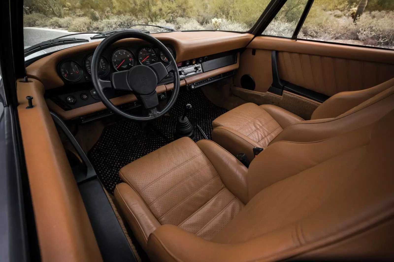 911 Turbo Carrera Interior