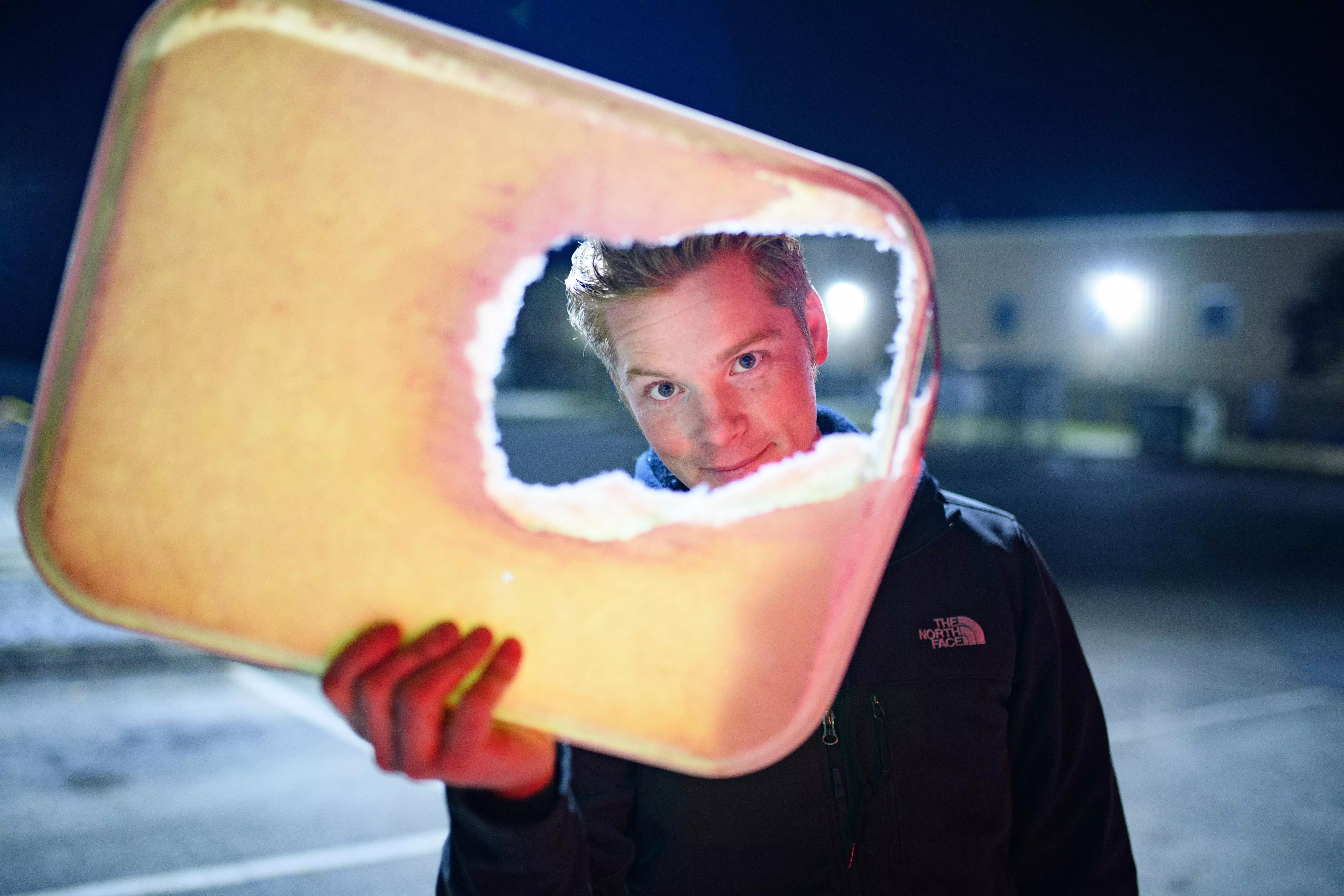 Zach Bowman Mëttegiessen Schacht Donut