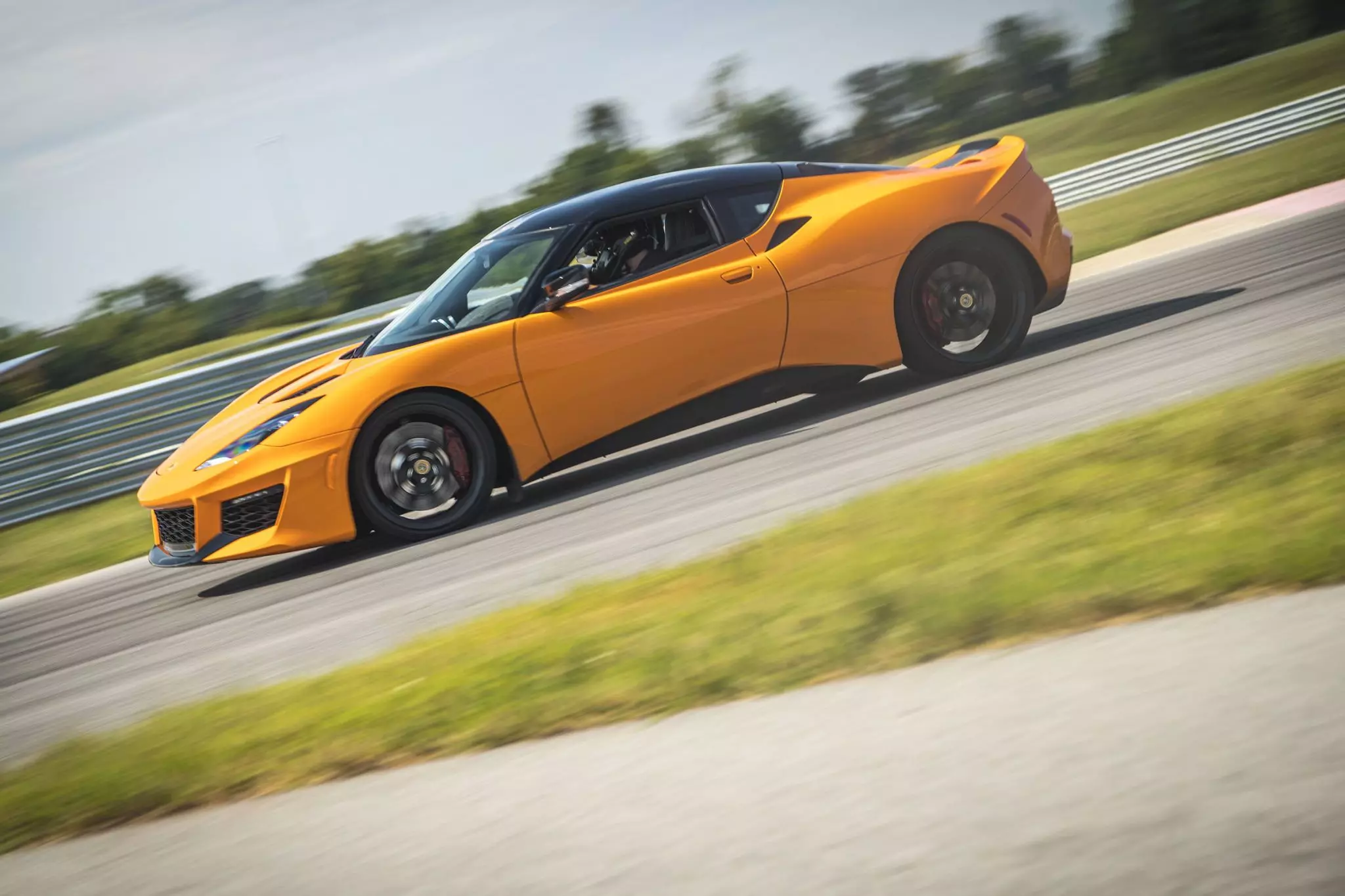 Lotus Evora 400