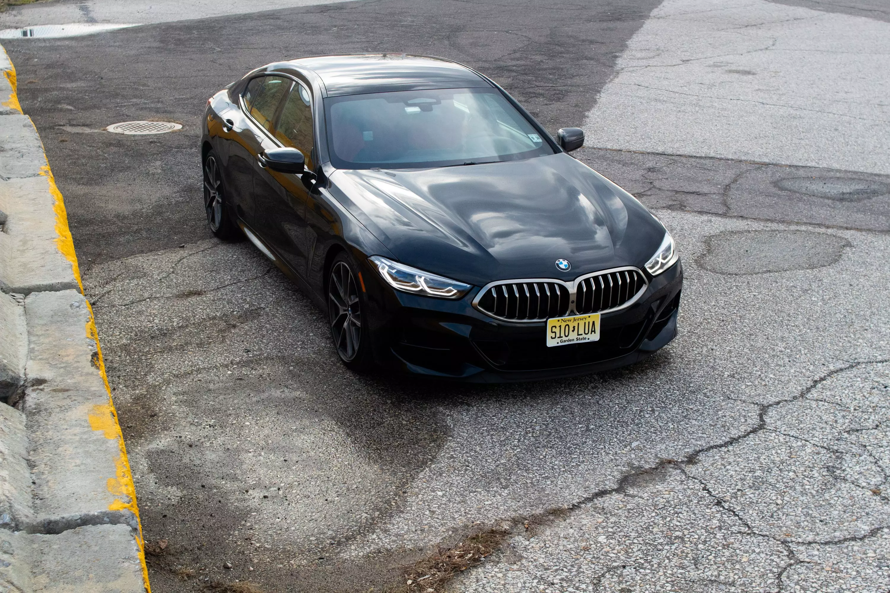 Tathmini ya BMW M850i Gran Coupe: Inajaribu Kuwa Nini?