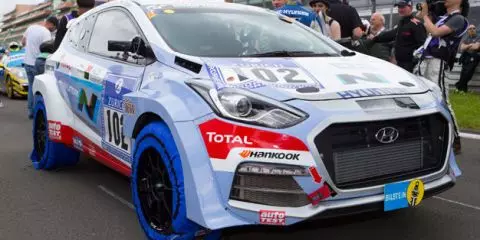 Pierwszy hot hatch Hyundaia będzie miał co najmniej 260 KM i sześciobiegową manualną skrzynię biegów