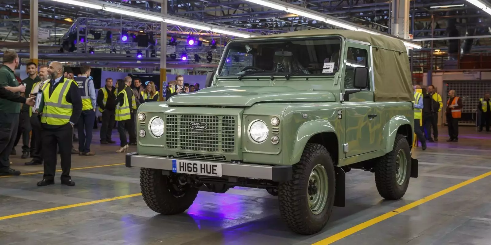 Ma Heleyno Bedelka Difaaca Land Rover ilaa ugu yaraan 2018