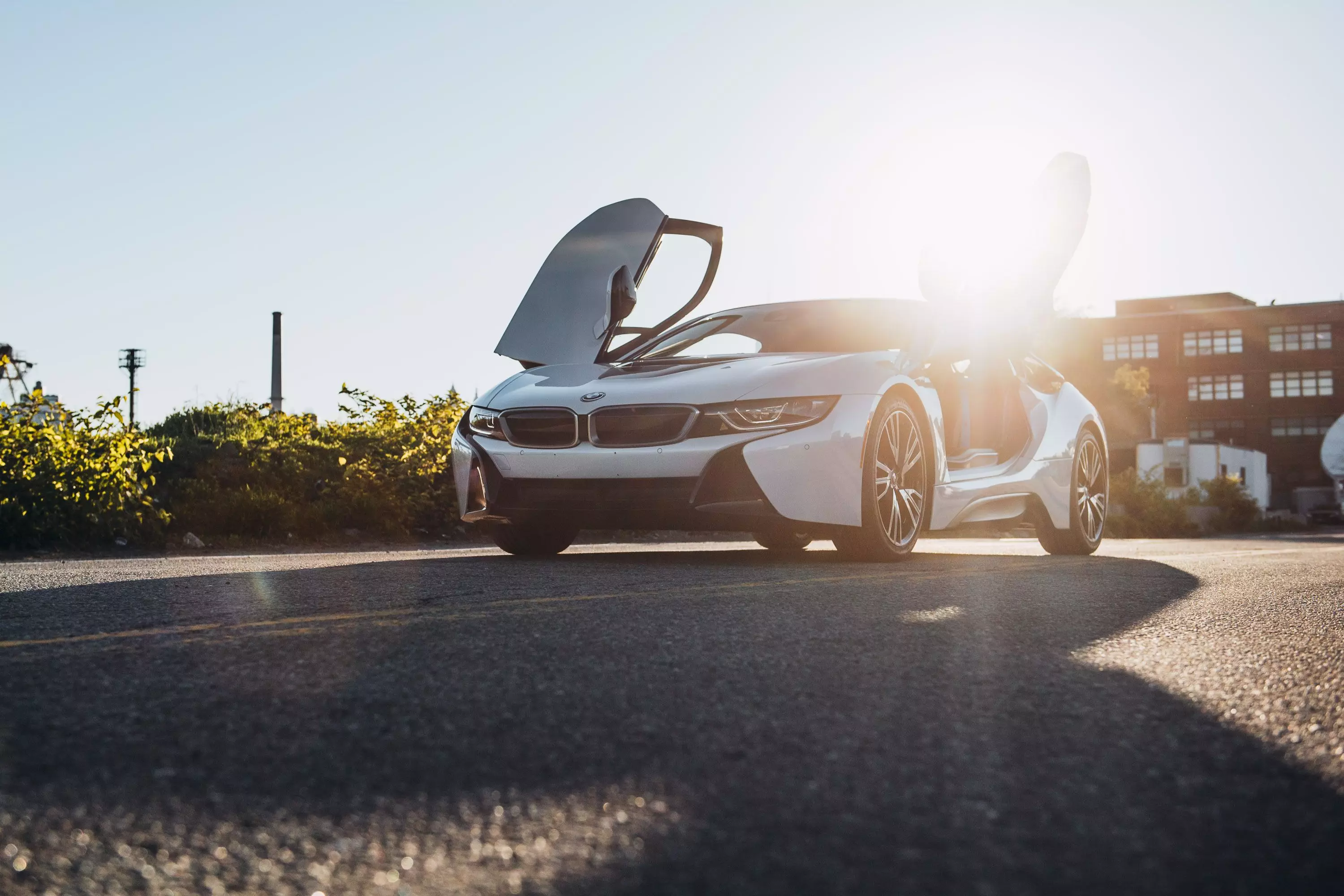 سيارة BMW i8