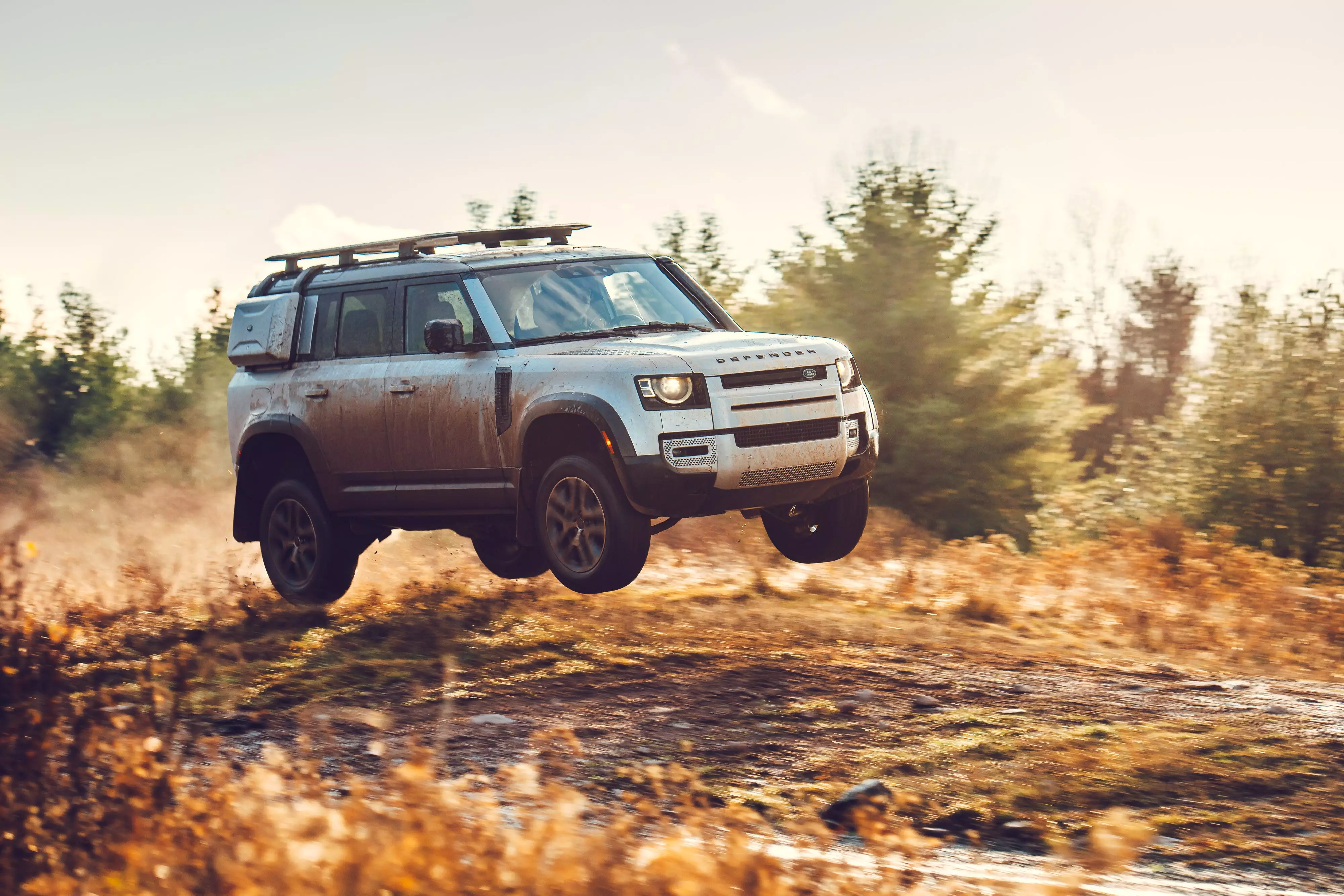 Testi jashtë rrugës i mbrojtësit të Land Rover 2021