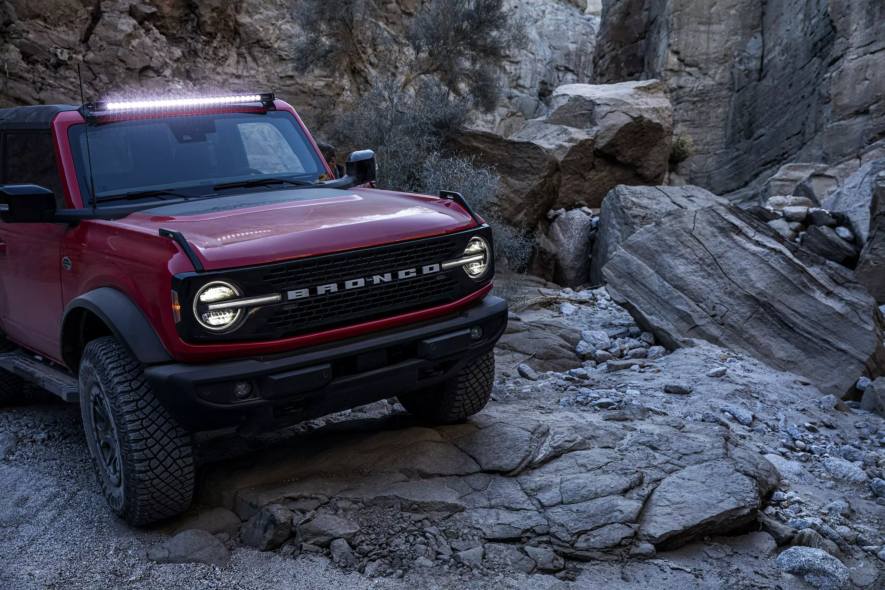 Xyoo 2022 ford bronco