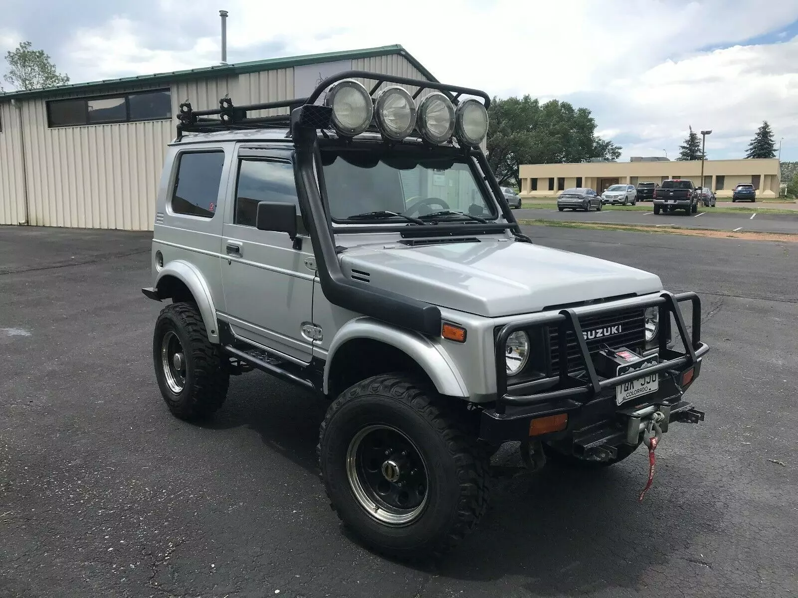 suzuki samurai