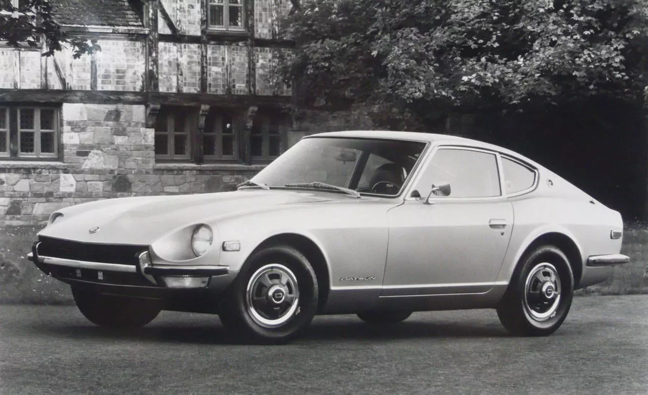 1971 sonraí 240z