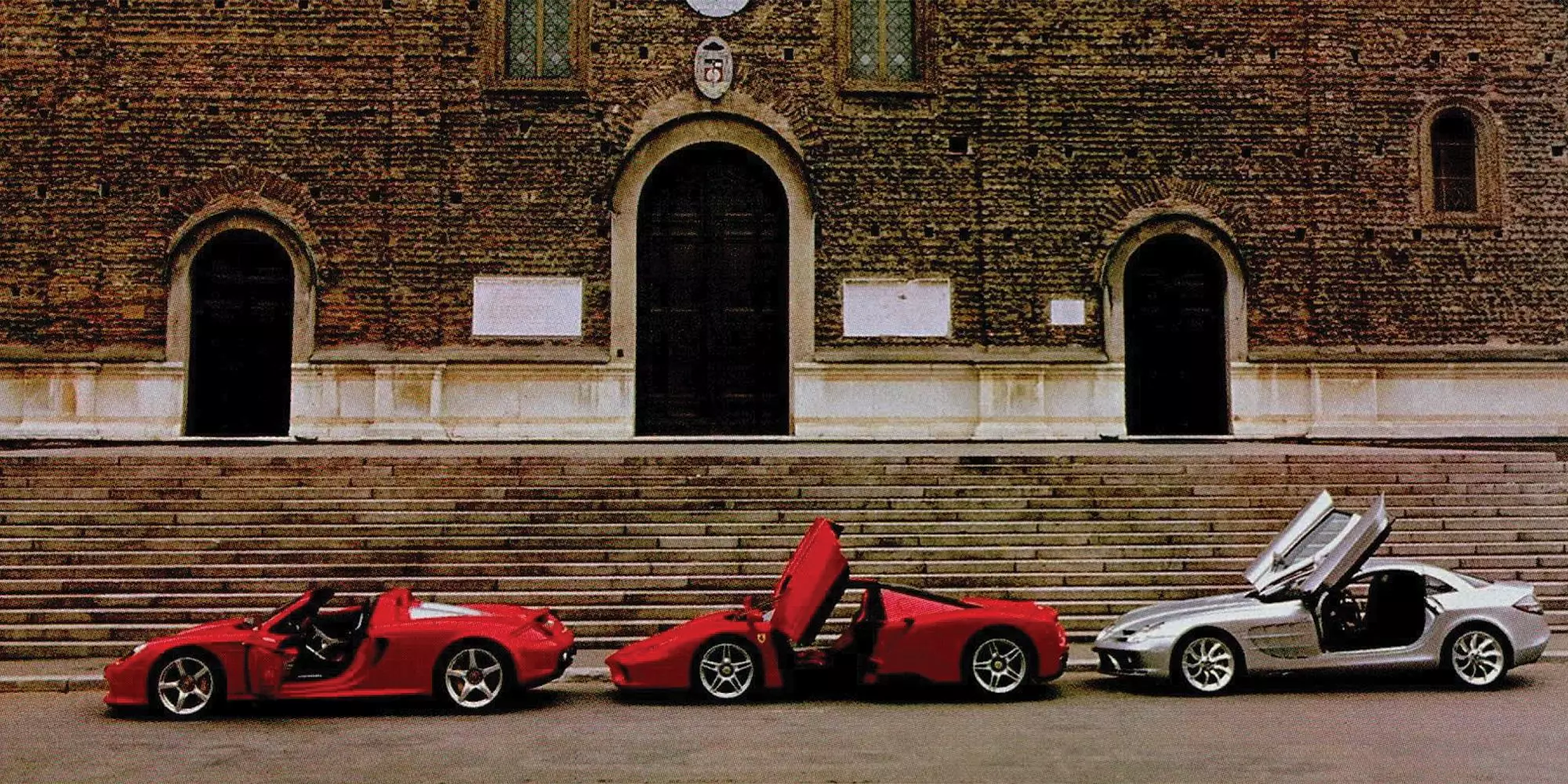 Veicolo terrestre, Veicolo, Auto, Rosso, Design automobilistico, Auto sportiva, Auto classica, Auto da corsa, Coupé, Auto d'epoca,