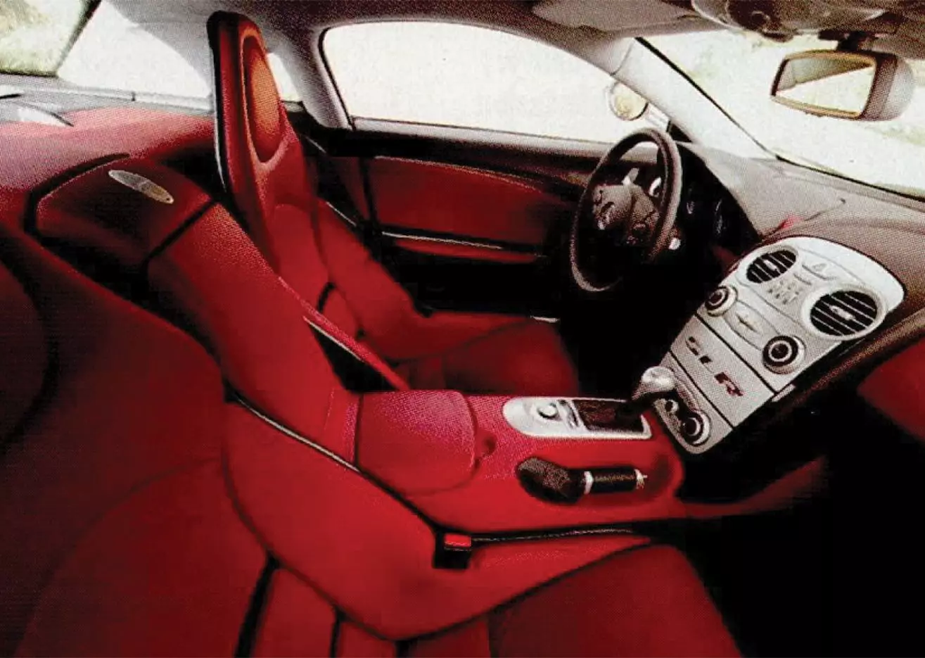 Veicolo terrestre, Veicolo, Automobile, Veicolo di lusso, Rosso, Console centrale, Supercar, Portiera del veicolo,