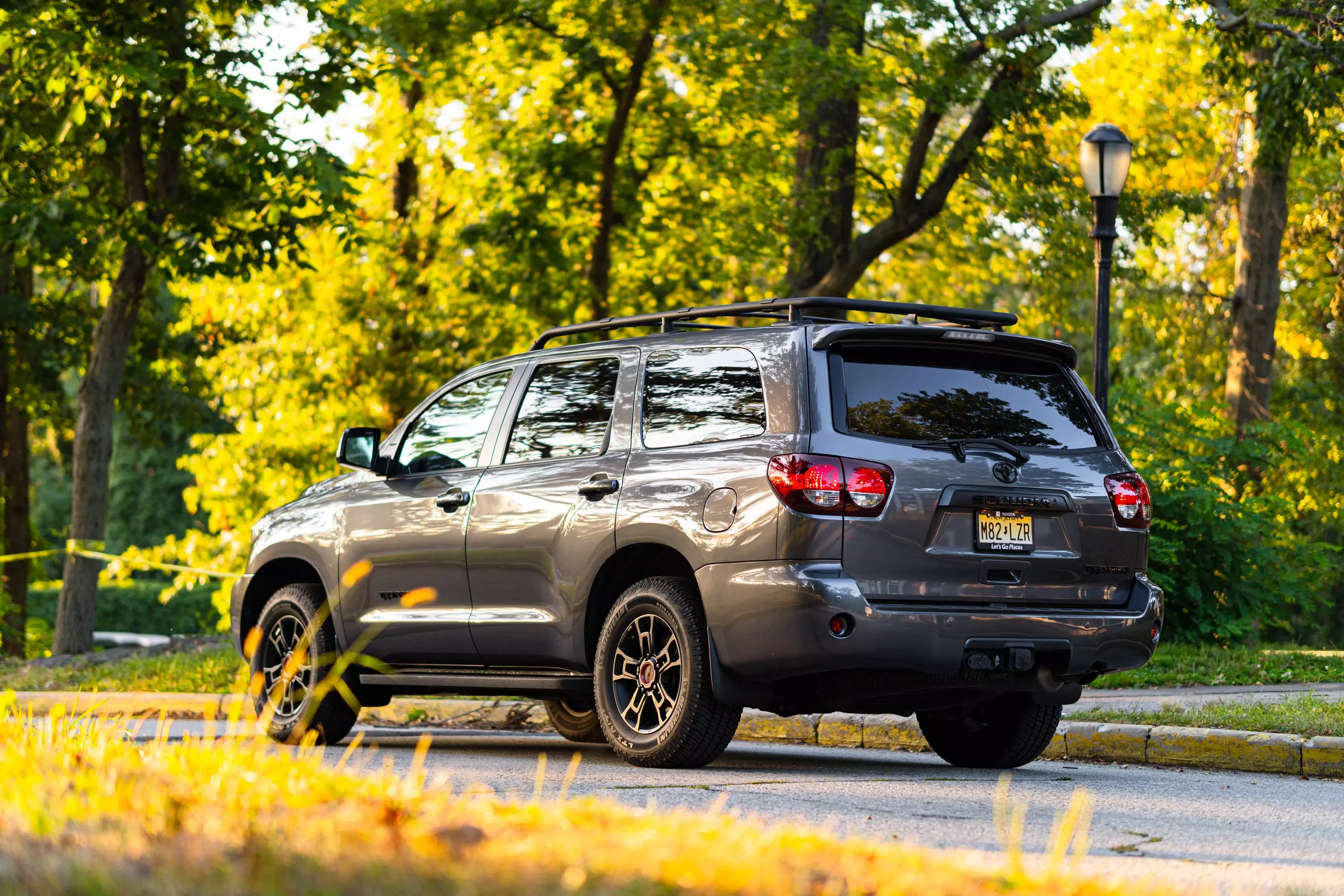 Toyota sequoia trd pro 2020