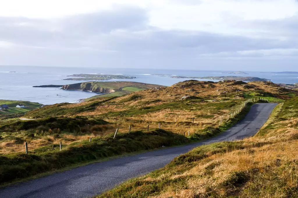 Mga dapit nga gitawag Clifden sa Irlanda