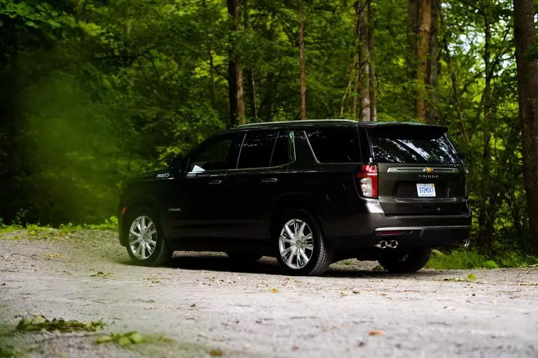 2021 chevy tahoe mataas na bansa