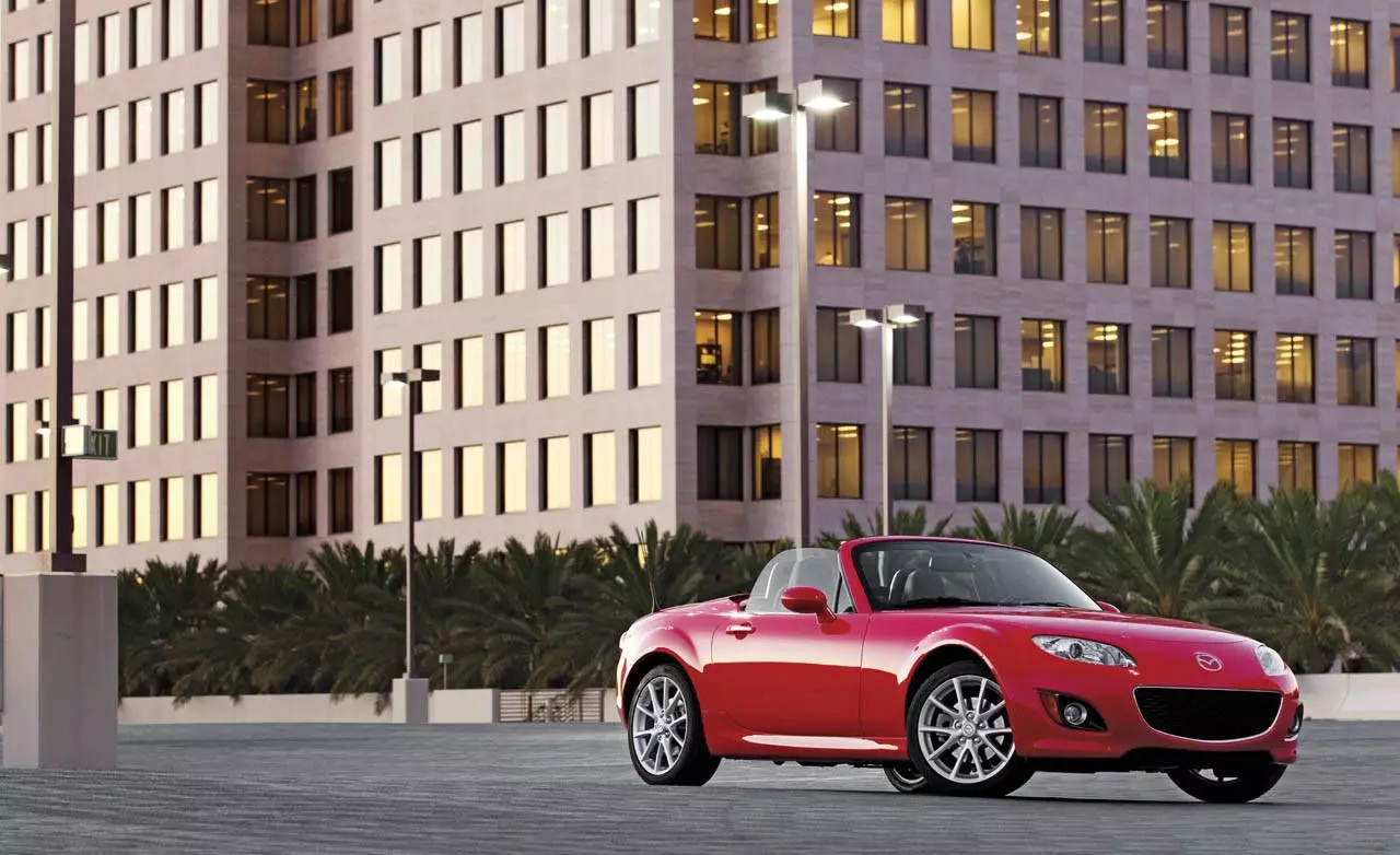 Land Gefier, Gefier, Auto, Cabriolet, Automotive Design, Sportsauto, Mazda mx-5, Performance Auto, Mazda, Roadster,