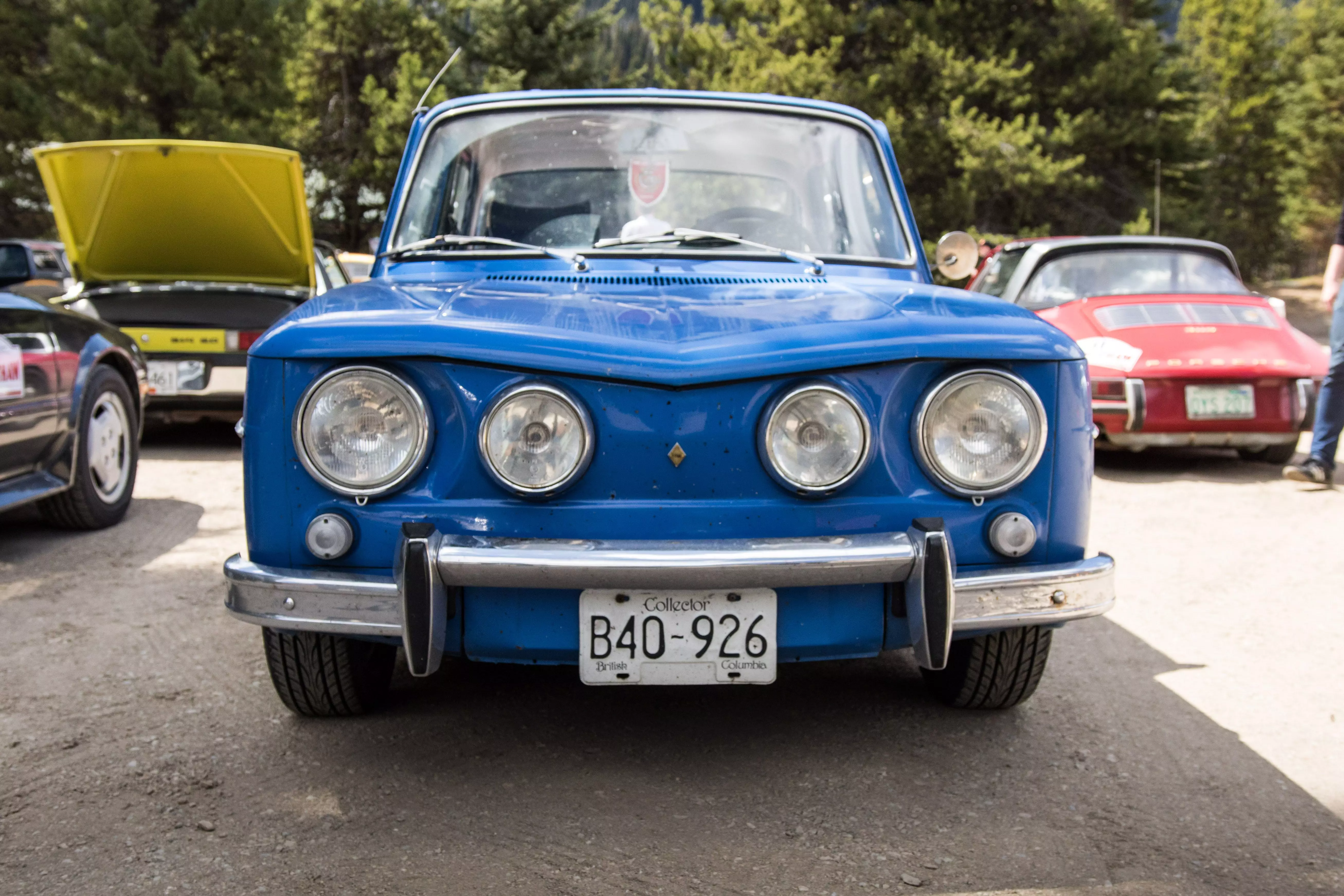 Feithicil talún, Feithicil, Gluaisteán, Gluaisteán Clasaiceach, Railí Rialta, Renault 8, Mótarfheithicil, Coupé, Sedan, Carr Antique,