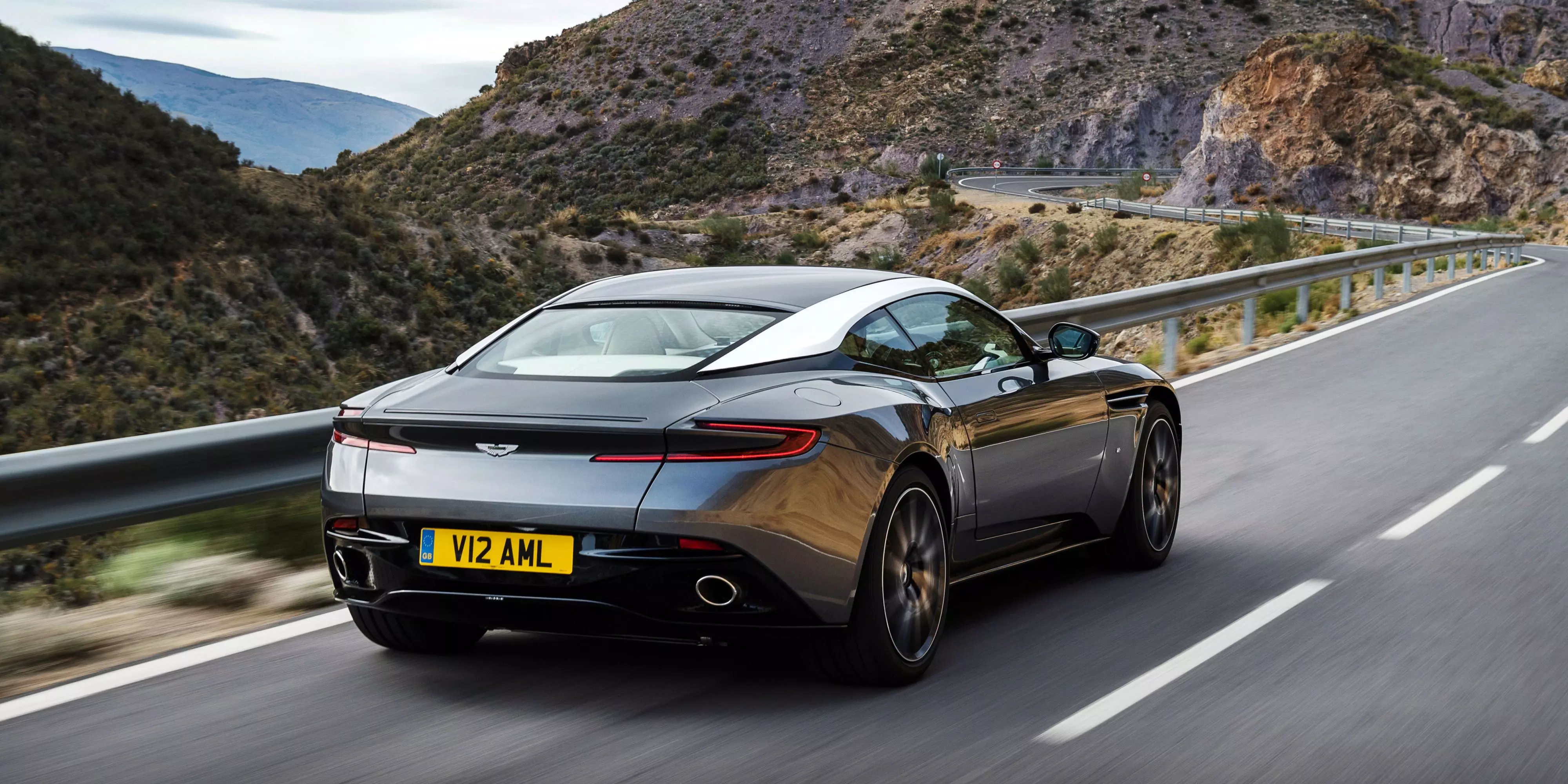 Aston Martin DB11